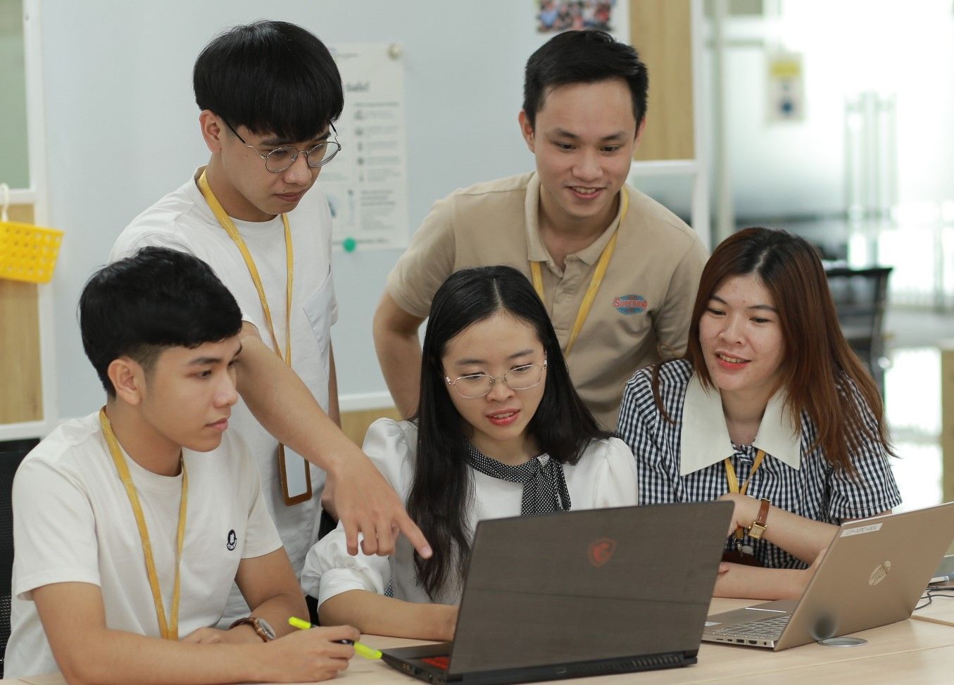 A PROFESSIONAL TEAM CAN ACHIEVE PRODUCTIVITY - CodeComplete